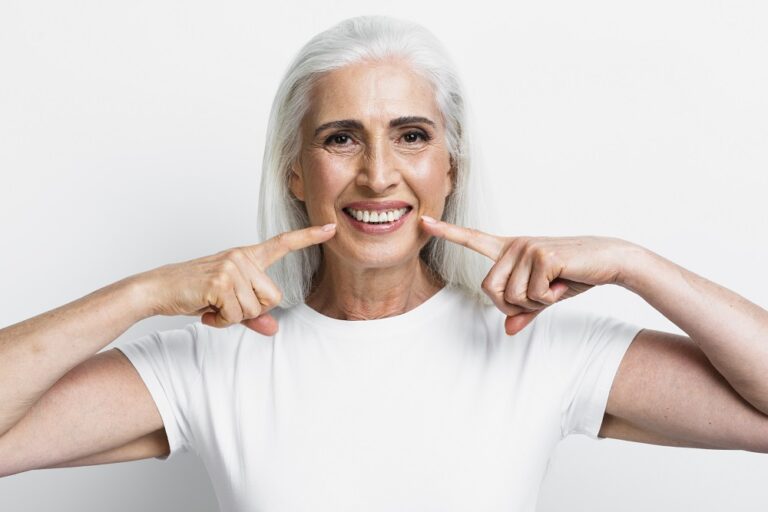 5 Ways to Look After Your Teeth as You Age